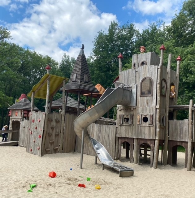 Kids er op uit! - Speelpark Oud Valkeveen - BOYSLABEL